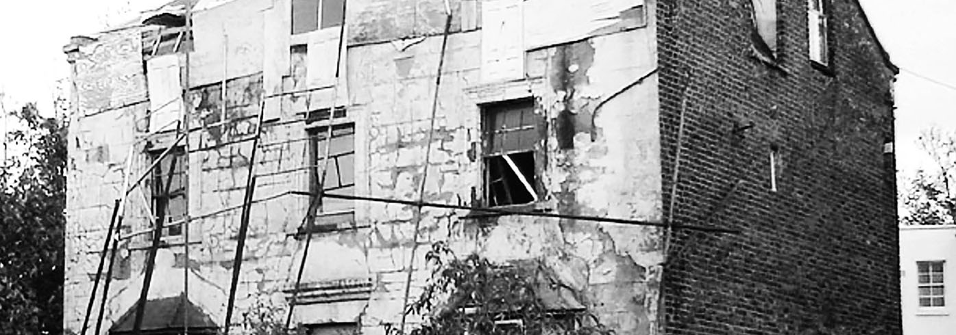 Property Sold at Auction Still Making Headlines – Meet 'Mole Man ...